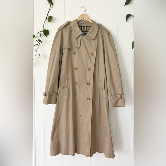 Burberry | Jackets & Coats | Burberry Vintage Classic Haymarket House Check Trench Coat Size 46 ...